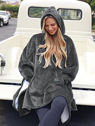 Tirrinia Oversized Hoodie Blanket Batwing Sleeve Sweatshirt Cozy Sherpa Huge Wearable Blankets Gift for Adults Women Teenagers Wife Girlfriend Grey