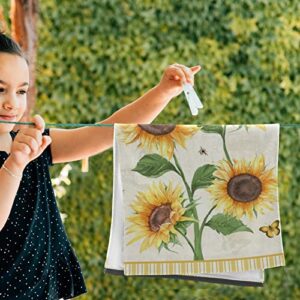 Pfrewn Sunflowers Hand Bath Towel Set of 2 Retro Flowers Butterfly Bathroom Towels 16x30 in Soft Absorbent Guest Towels Hanging Kitchen Dish Towel Decor