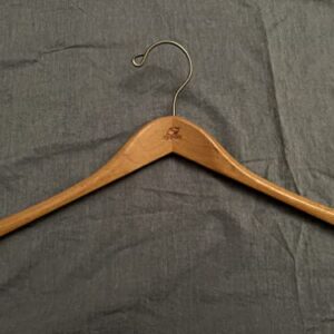 Vintage Wood Setwell 20" Mens Suit Hanger