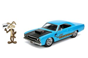 jada 1:24 diecast 1970 plymouth roadrunner with wile e coyote figure