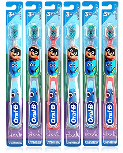 Oral-B Battery Powered Kids Manual Toothbrush, Finding Dory Characters, for Children and Toddlers 3+, Extra Soft Bristles - Pack of 6 (Characters and Colors Vary)