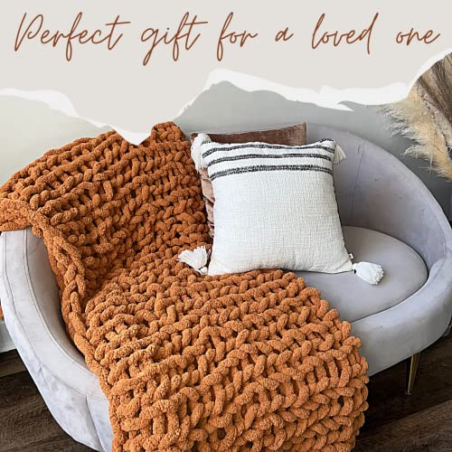 Kaffrey 50 x 60 Inches, 4.2 lb, Chunky Knit Blanket, Luxury Hand-Knitted Chenille Throw Blanket, Soft and Cozy Giant Knitted Blanket, Machine-Washable and Non-Shedding, Honey Hazelnut