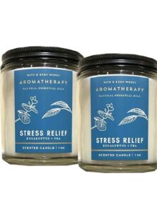 bath and body works aromatherapy eucalyptus tea (7oz/ 198 g) single wick candle, pack of 2