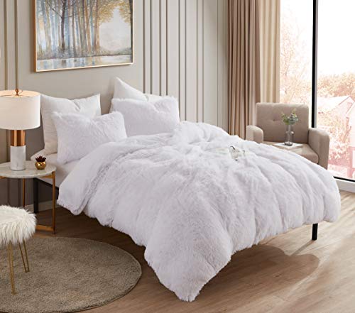 Sweet Home Collection Plush Shaggy Comforter Set Ultra Soft Luxurious Faux Fur Decorative Fluffy Crystal Velvet Bedding with 2 Shams, Queen, White