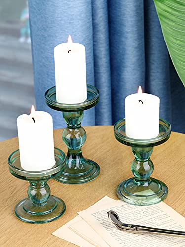 Lewondr Glass Candle Holders, 3 Pieces Crystal Clear Candlesticks with Elegant Design for Pillar Taper Candle and Tea Light, Home Table Living Room Wedding Party Decorations Home Décor - Green