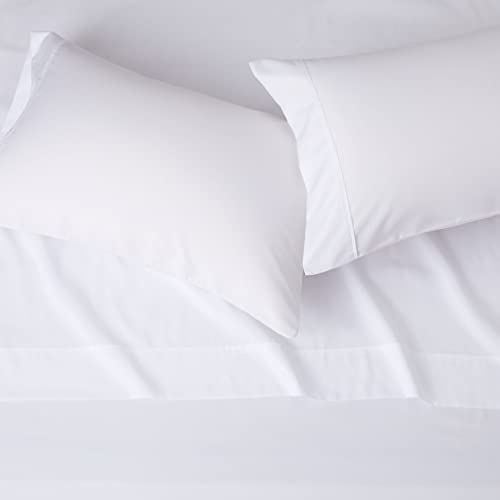 AmazonBasics Lightweight Super Soft Easy Care Microfiber Bed Sheet Set with 16" Deep Pockets - Full, Bright White & Light-Weight Microfiber Duvet Cover Set with Snap Buttons - Full/Queen, Bright White