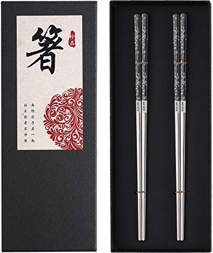 Stainless Steel Chopsticks Titanium Plated Metal Chopsticks Reusable Dishwasher safe Premium Japanese Korean Chopstick Laser Engraved Anti-slip Chop Sticks for Eating 2 Pairs Gift Set Black Silver