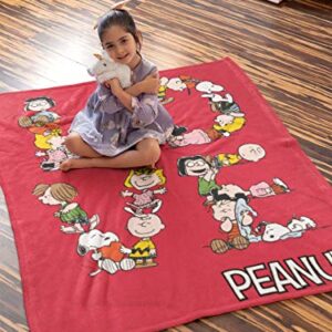 INTIMO Peanuts Love Charlie Brown Snoopy and Pals Letter Art Fleece Plush Throw Blanket