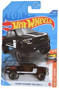 diecast hotwheels '19 chevy silverado trail boss lt 151/250 [black], hot trucks 5/10