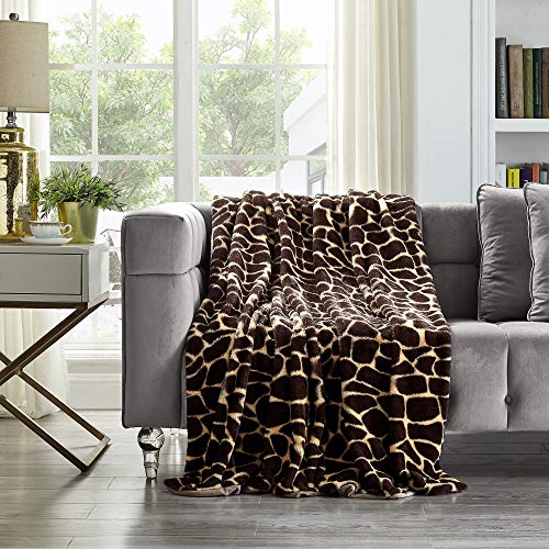 Cozy Tyme Soft Giraffe Blanket - Faux Fur Throw Blanket for Couch Great for Travel 50"x 60"