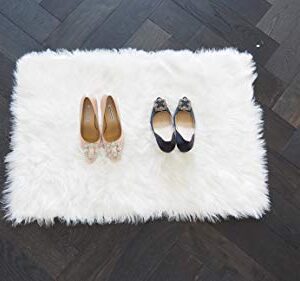 Imitated Sheepskin Faux Fur Rug Carpet Washable Mat for Bedroom, Living Room or Bathroom (2x3 Ft Rectangular)