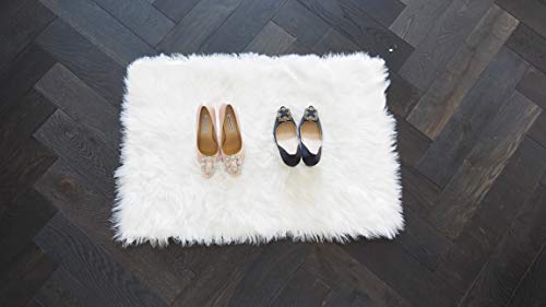 Imitated Sheepskin Faux Fur Rug Carpet Washable Mat for Bedroom, Living Room or Bathroom (2x3 Ft Rectangular)