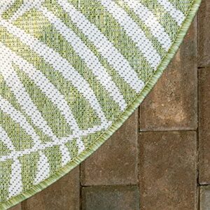 Unique Loom Outdoor Botanical Collection Floral, Coastal, Bohemian, Leaves, Indoor and Outdoor Area Rug (4' 0 x 4' 0 Round, Green/Ivory)