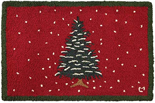 Chandler 4 Corners Artist-Designed Red Snowflake Hand-Hooked Wool Accent Rug (20" x 30")