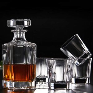 Glass Decanter with Airtight Geometric Stopper - Whiskey Decanter for Wine, Bourbon, Brandy, Liquor, Juice, Water, Mouthwash. Italian Lead-Free Glass (25.97 oz/768ml)