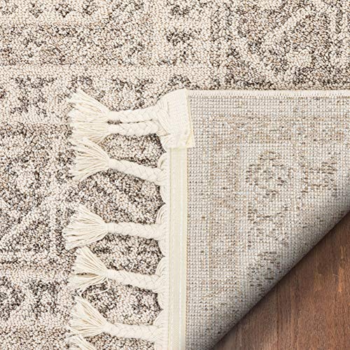 Well Woven Caro Beige Tribal Medallion (3'11 x 5'10") Area Rug