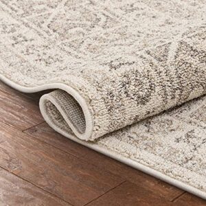 Well Woven Caro Beige Tribal Medallion (3'11 x 5'10") Area Rug