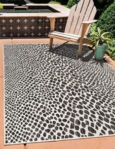 jill zarin outdoor collection area rug - cape town (7' 1" x 10' rectangle, black/ ivory)