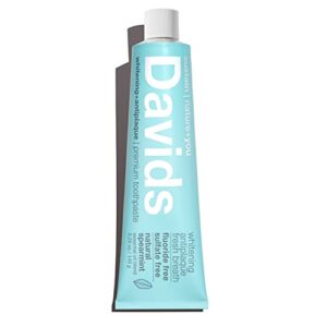 Davids Natural Toothpaste For Teeth Whitening, Spearmint, Antiplaque, Flouride Free, SLS Free, EWG Verified, Toothpaste Squeezer Included, Recycable Metal Tube, 5.25oz