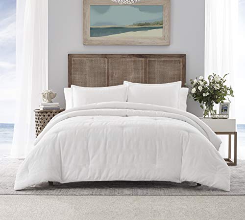 Nautica | Hampton Collection | Cozy & Breathable Cotton Blend Waffle Weave Texture Reversible Comforter Matching Shams, 3-Piece Bedding Set, King, White