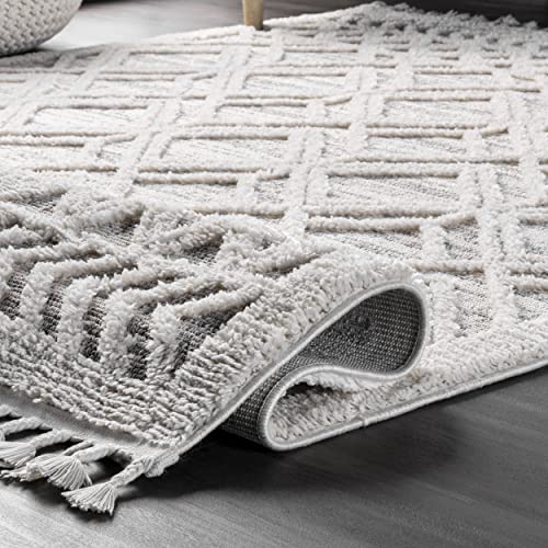 nuLOOM Ansley Moroccan Lattice Tassel Area Rug, 5' 3" x 7' 7", Beige