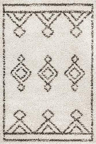 nuLOOM Mira Moroccan Diamond Shag Area Rug, 5' 3" x 7' 7", Off-white