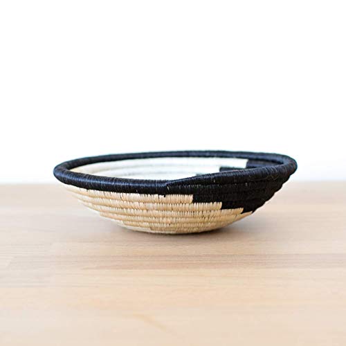 Small African Basket- Kitabi/Rwanda Basket/Woven Bowl/Sisal & Sweetgrass Basket/Light Tan, Black, White