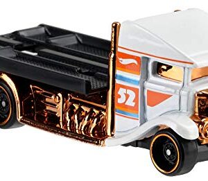 Hot Wheels 2020 Pearl and Chrome 3/6 - Fast Bed Hauler (White)