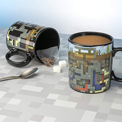 Minecraft XL Heat Change Travel Coffee or Tea Mug - Paladone Large Coffee Cup 550ml Featuring Mine Scene From the Game