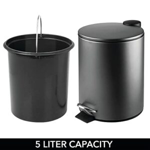 mDesign Metal 1.3 Gallon/5 Liter Round Step Trash Wastebasket, Garbage Container Bin with Lid for Bathroom, Powder Room, Bedroom, Kitchen, Craft Room, Office - Removable Liner Bucket - Black