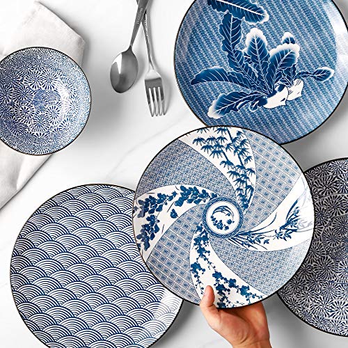 Y YHY 10 Inch Ceramic Dinner Plates, Serving Plates for Christmas & Thanksgiving Dinner, Porcelain Dinner Plates Set of 4, Microwave & Dishwasher Safe, Blue and White - 4 Pattern