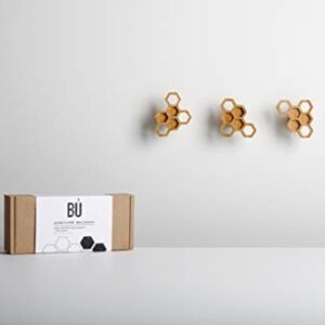 BU Products Honeycomb Wooden Wall Hooks – Set of 3 Wall Mounted Coat Hooks for Hanging Hats, Scarves, Bags, Dog Leads, Towels and More.