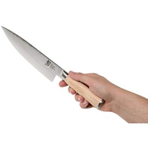 Shun Cutlery Classic Blonde Chef's Knife 8”, Thin, Light Kitchen Knife, Ideal for All-Around Food Preparation, Authentic, Handcrafted Japanese, Professional Chef Knife