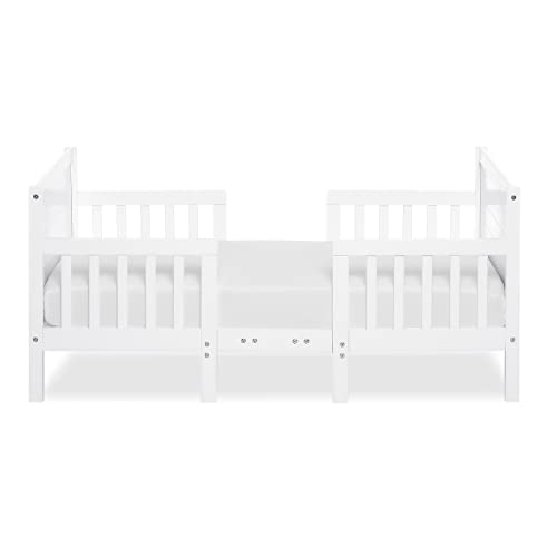 Dream On Me Hudson 3 In 1 Convertible Toddler Bed In White, Greenguard Gold Certified, JPMA Certified, Non Toxic Finishes, Made of Sustainable New Zealand Pinewood