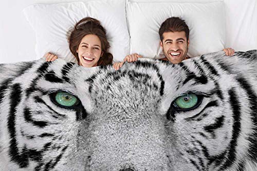 Mugod White Tiger Throw Blanket Close-Up Beautiful Portrait Tiger Decorative Soft Warm Cozy Flannel Plush Throws Blankets for Baby Toddler Dog Cat 30 X 40 Inch