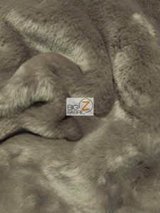 seal beaver shag faux fur fabric (knit backing) sold by the yard diy coats costumes scarfs rugs accessories fashion (pewter)