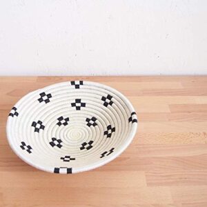 African Basket- Maraba/Rwanda Basket/Woven Bowl/Sisal & Sweetgrass Basket/Black, White