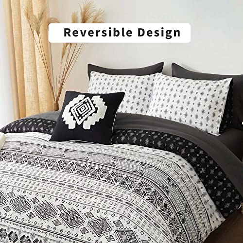 Geniospin Boho Queen Comforter Set, Boho Bed in a Bag 8-Pieces Bedding Set, Reversible Aztec Pattern, Design with Soft Microfiber, Lightweight, Warm and Breathable (White and Black, 90x90 Inches)