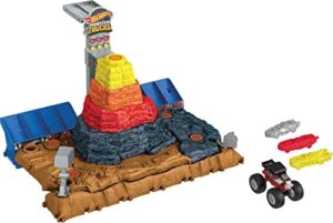 hot wheels arena smashers bone shaker ultimate crush yard playset, exclusive 1:64 scale bone shaker toy truck & 3 crushable cars