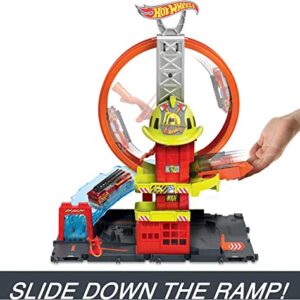 Hot Wheels Toy Car Track Set City Super Loop Fire Station & 1:64 Scale Firetruck, Connects to Other Sets