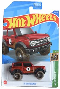 hot wheels '21 ford bronco, mud studs 1/5