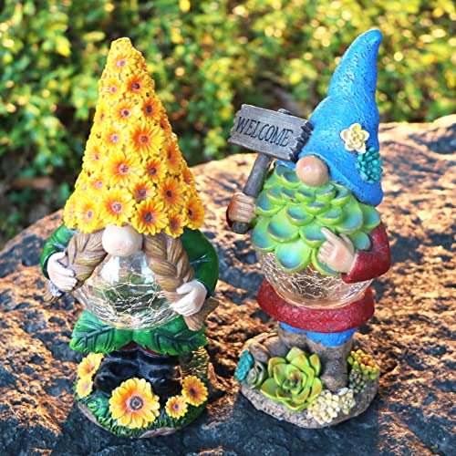 Koncenttop S/2 Gnomes Garden Outdoor Figurine Lights Decor, Solar Light Gnomes Stuatues Yard Decoration, Resin Gnome Figurine Gnome Lady with Sunflower Hat, Outdoor Pation Decor, Gome Gift,Yard Decor