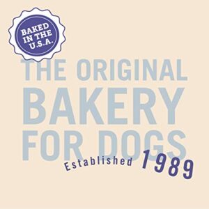 Three Dog Bakery Soft Baked PB&J Bites, Peanut Butter & Strawberry Flavor, Premium Treats for Dogs, 13 Ounce Box, brown (320035)