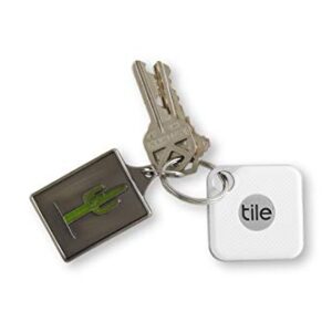 Tile Inc., Pro Black and White Combo, Bluetooth Tracker and Finder, Water Resistant, Replaceable Battery, Easy to Attach for Keys, Pet Collars and Bags (4 Pack), combo - black & white (EC-18004)