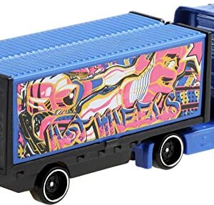 Hot Wheels Trackin' Trucks, 1:64 Scale Toy Racing Rig & 1 Toy Car for On and Off Track Play (Styles May Vary)