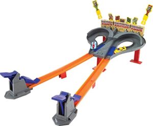 hot wheels toy car track set super speed blastway, dual-track racing for 1 or 2 players, 1:64 scale car [amazon exclusive]