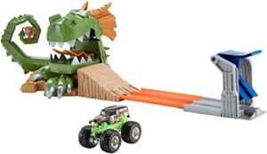 hot wheels monster jam dragon arena attack playset