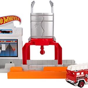 Hot Wheels Blaze Blast Playset Vehicle