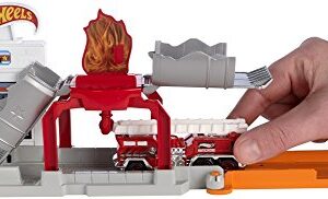 Hot Wheels Blaze Blast Playset Vehicle