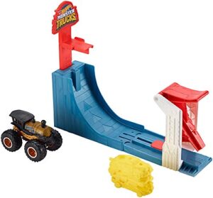 hot wheels monster trucks big air breakout play set